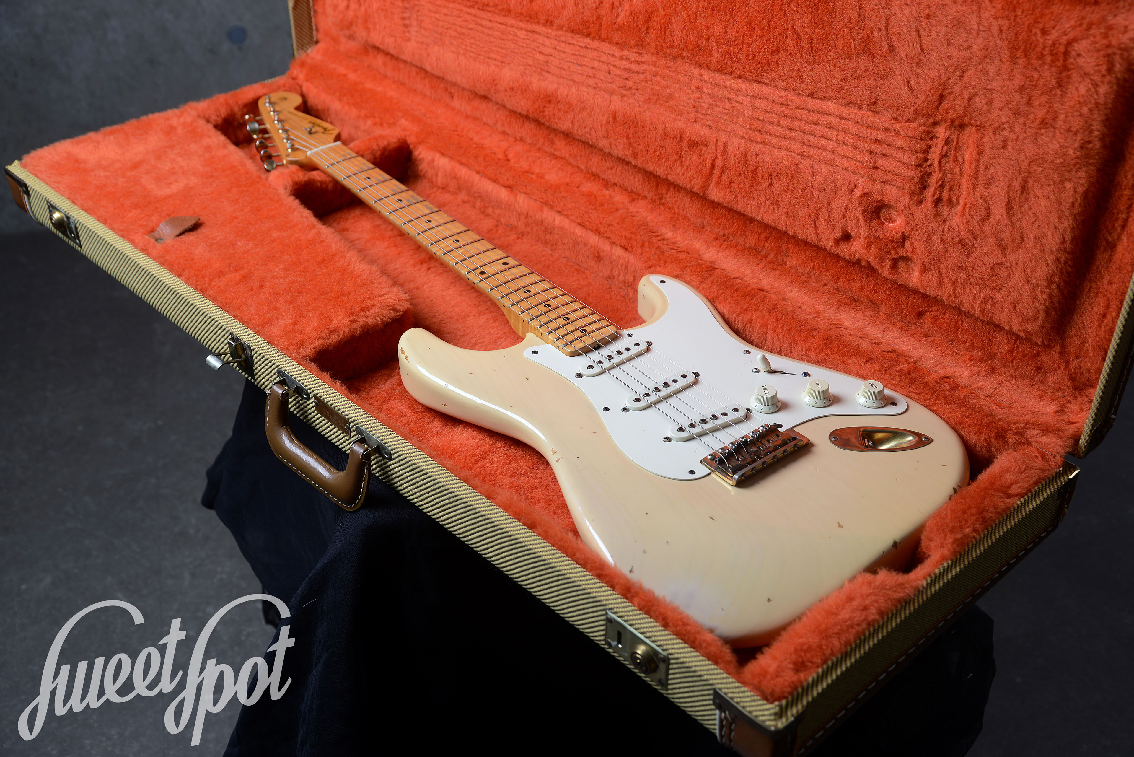 1998 Fender Stratocaster Custom Shop Cunetto Mary Kaye - Sweetspot ...