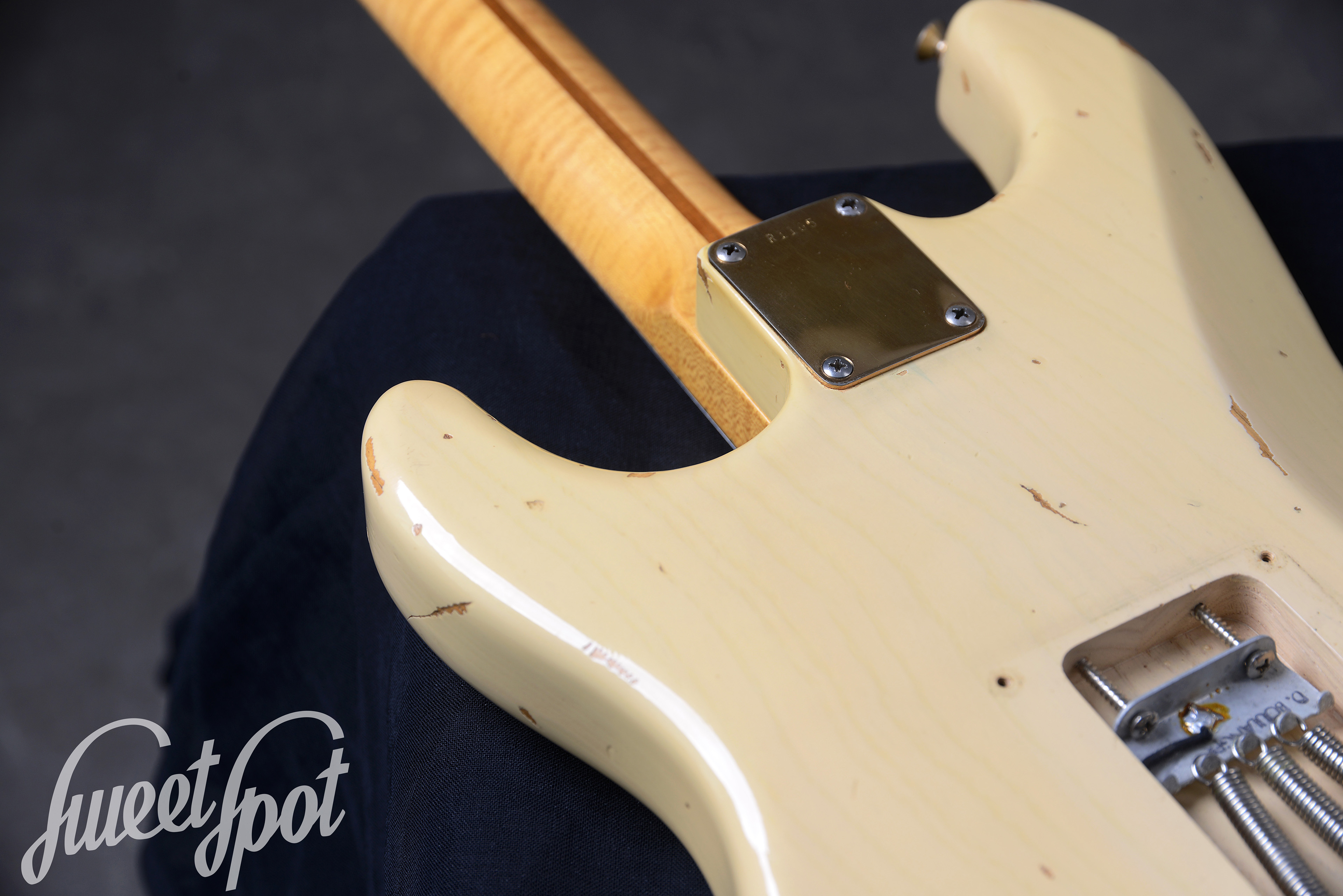 1998 Fender Stratocaster Custom Shop Cunetto Mary Kaye - Sweetspot Guitars